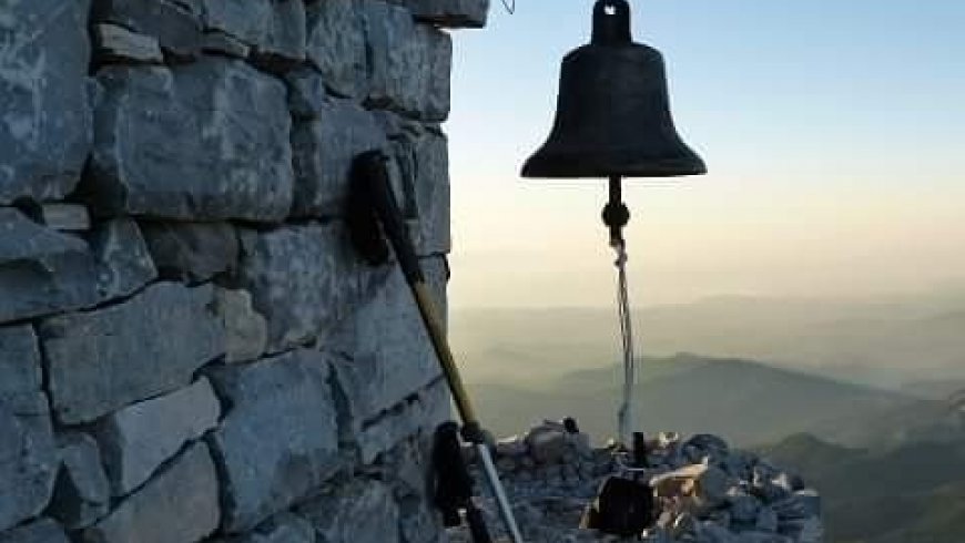 Hiking Summit of Taygetos Mountain near Sparta, Peloponnese, Lakonia ...